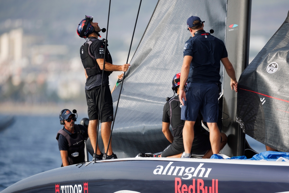 The ultimate sails man - Alinghi Red Bull Racing