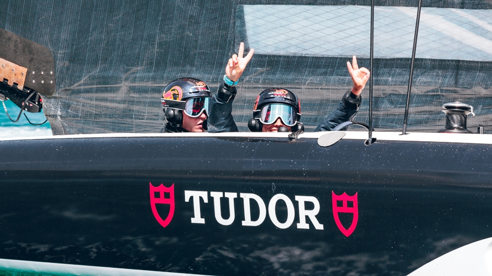 Youth & Women ride the AC40 in Barcelona - Alinghi Red Bull Racing