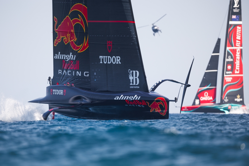 Pushing hard on double-race day - Alinghi Red Bull Racing