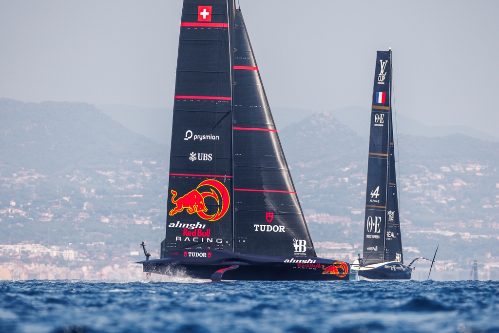 Bumpy start - Alinghi Red Bull Racing